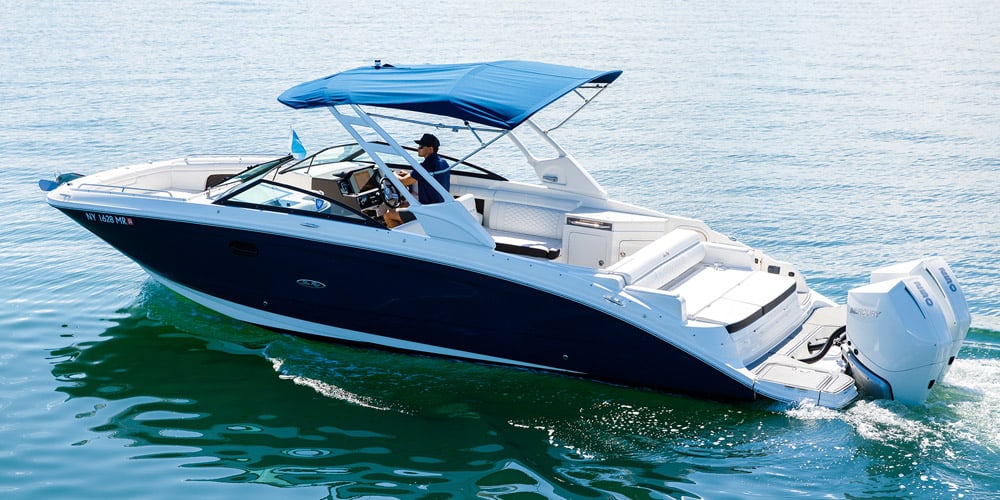 29' 2021 Sea Ray | Speedboat with Bluetooth Stereo & Swim Platform